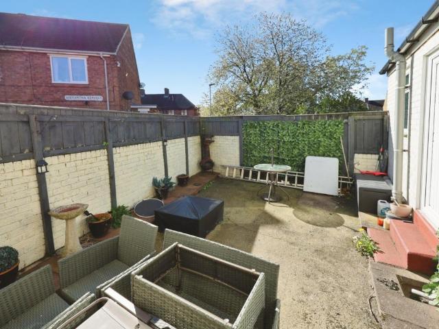 2 bed property for sale