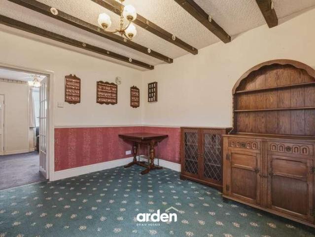 2 bed property for sale