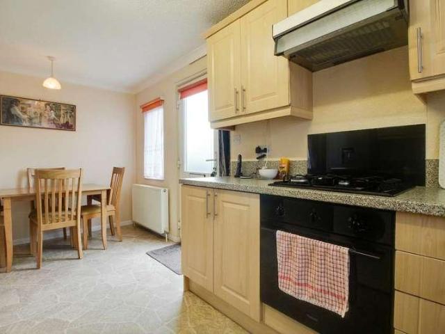 2 bed property for sale