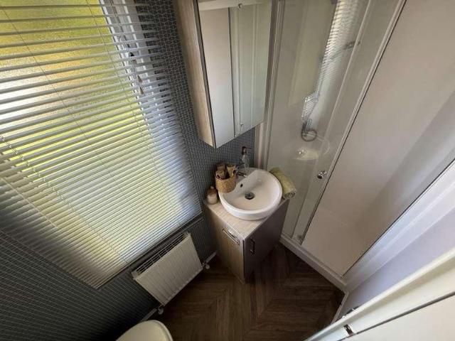 2 bed property for sale