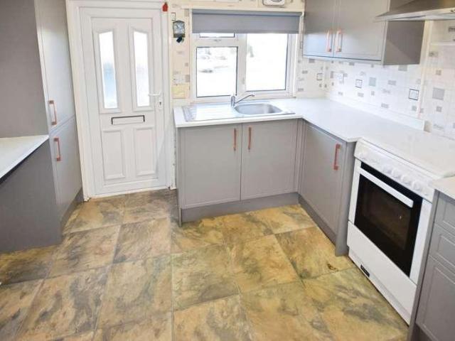 2 bed property for sale