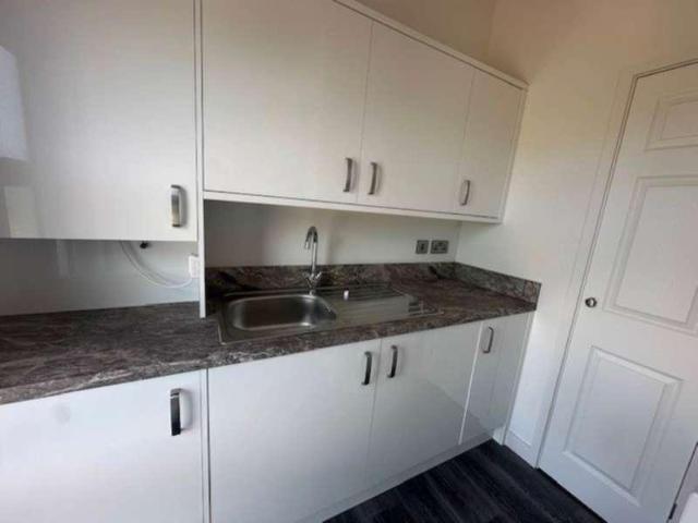 2 bed property for sale