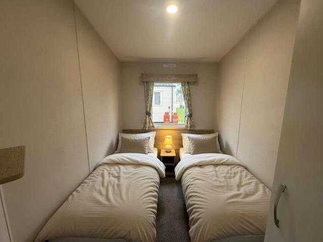 2 bed property for sale