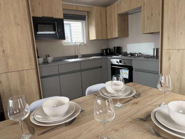 2 bed property for sale