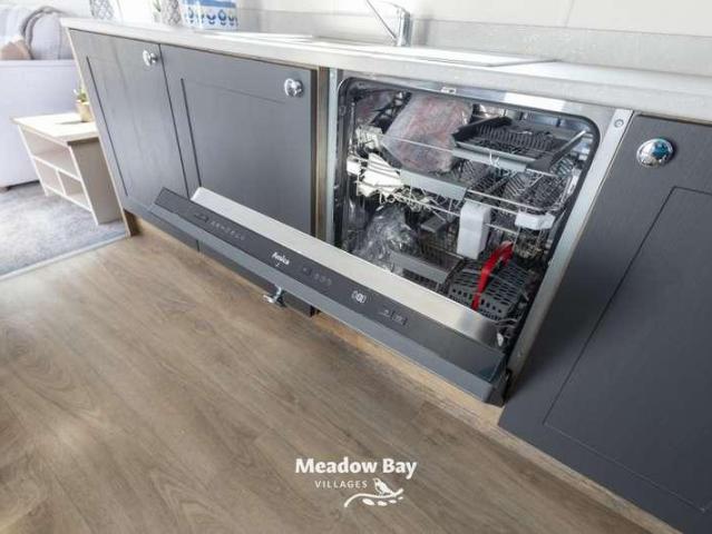 2 bed property for sale