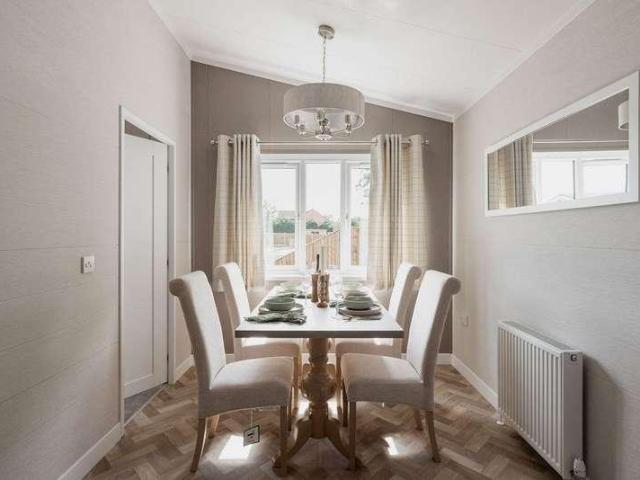 2 bed property for sale