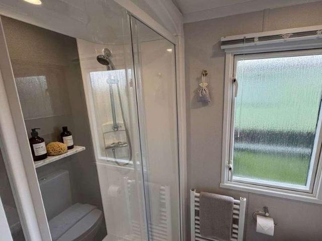 2 bed property for sale