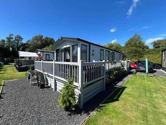 2 bed property for sale