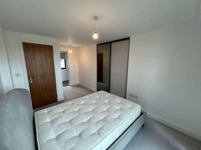 2 bed property for sale