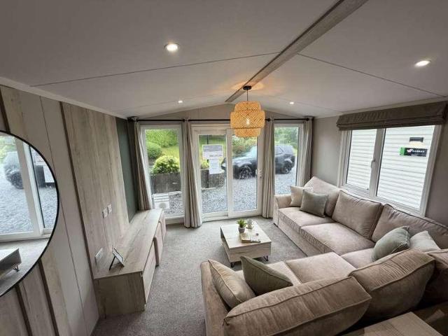 2 bed property for sale