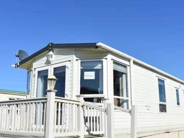 2 bed property for sale
