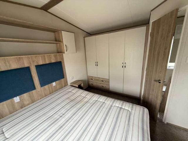 2 bed property for sale