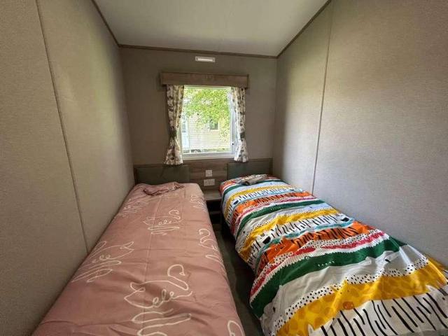 2 bed property for sale