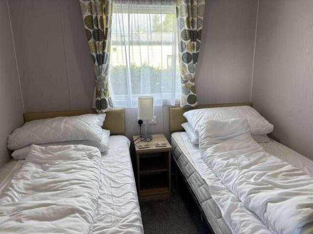 2 bed property for sale