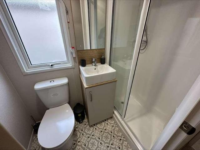 2 bed property for sale