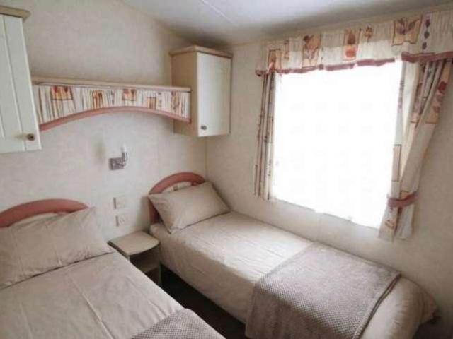 2 bed property for sale