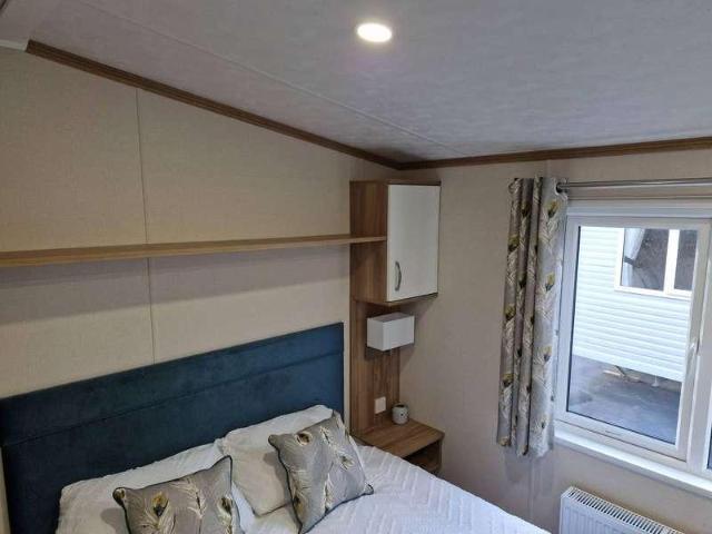 2 bed property for sale