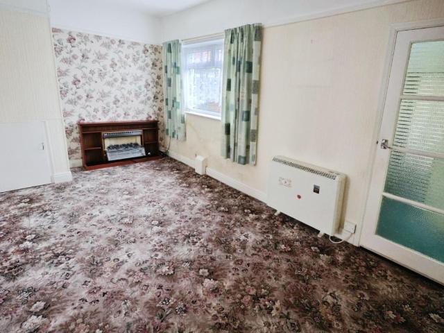 2 bed property for sale