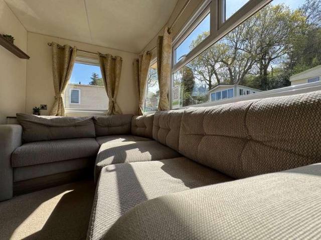 2 bed property for sale