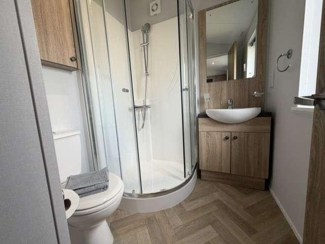 2 bed property for sale