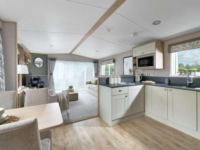 2 bed property for sale