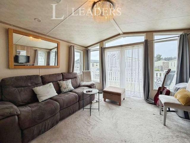 2 bed property for sale