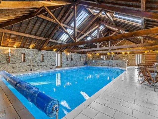 2 bed property for sale