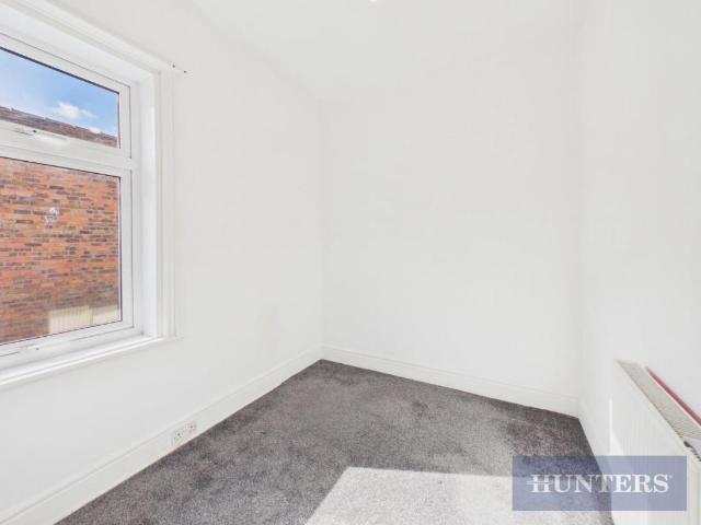 2 bed property for sale