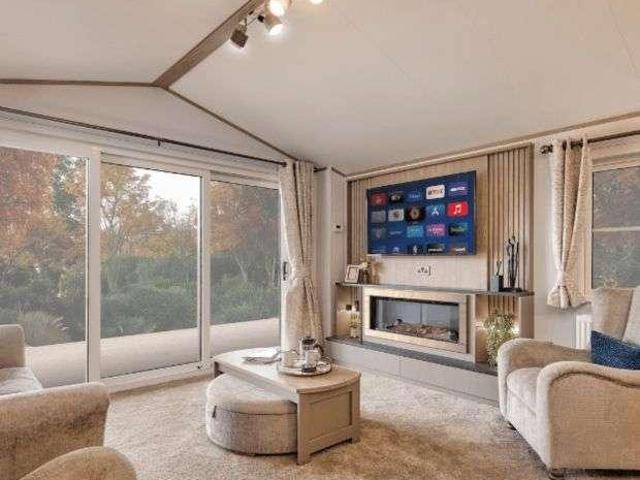 2 bed property for sale
