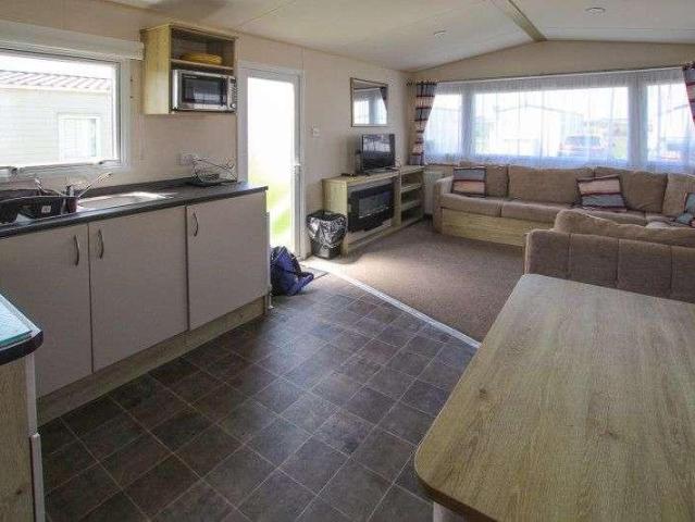 2 bed property for sale