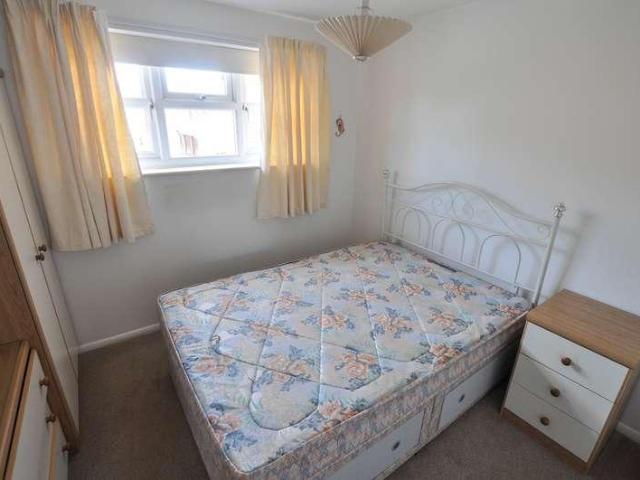 2 bed property for sale