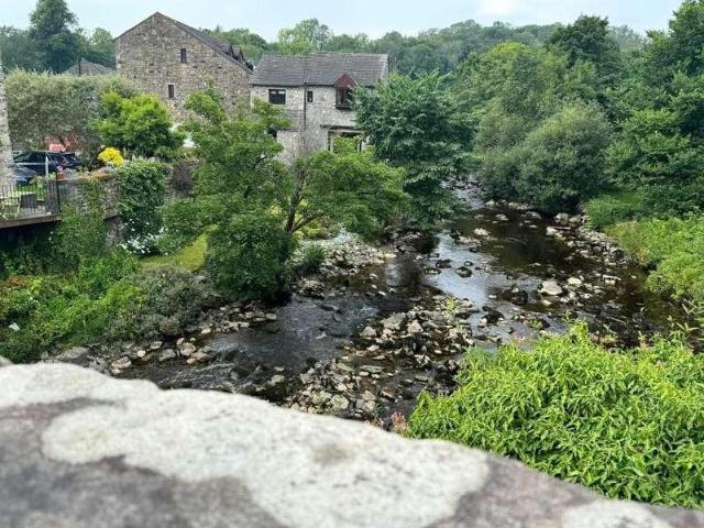 2 bed property for sale