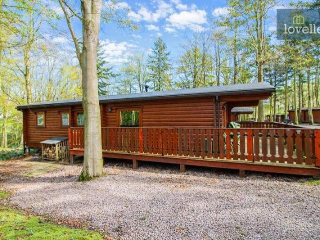 2 bed property for sale