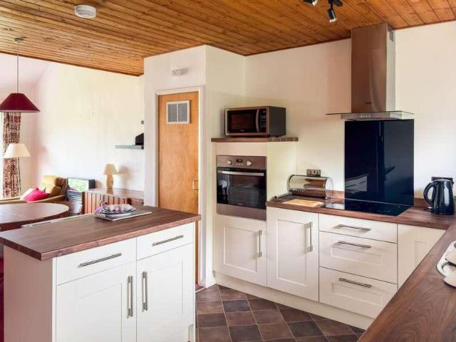 2 bed property for sale