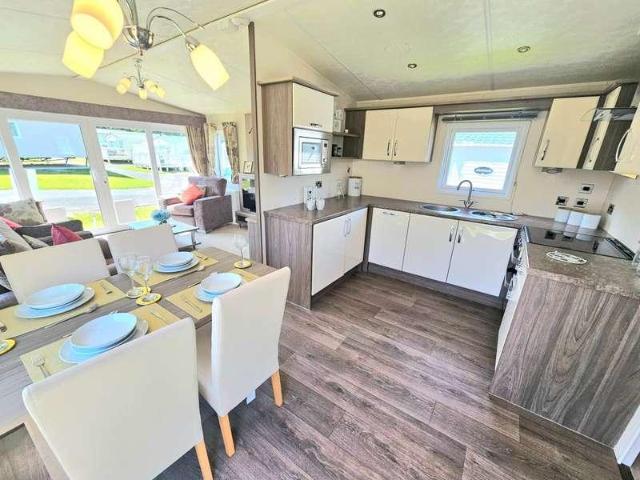 2 bed property for sale