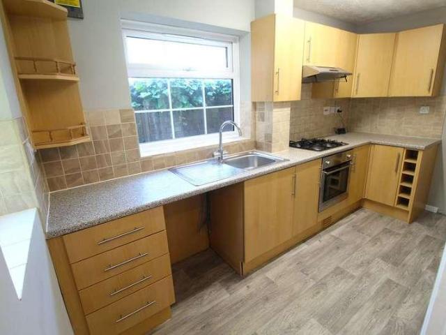 2 bed property for sale