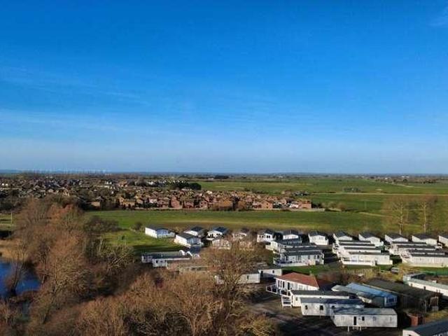 2 bed property for sale