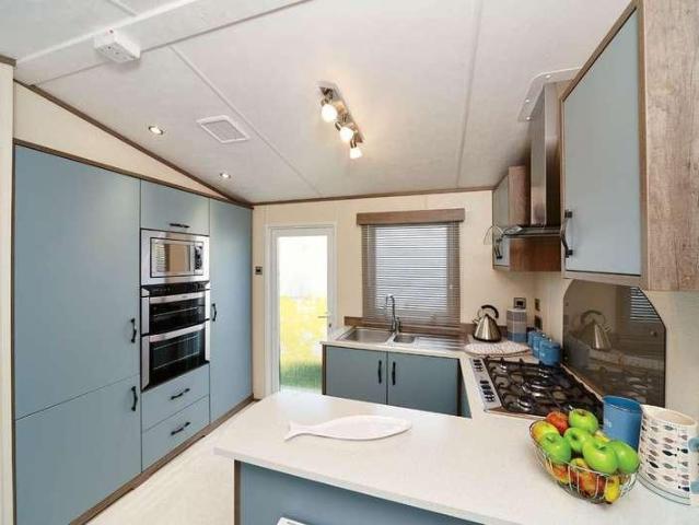 2 bed property for sale