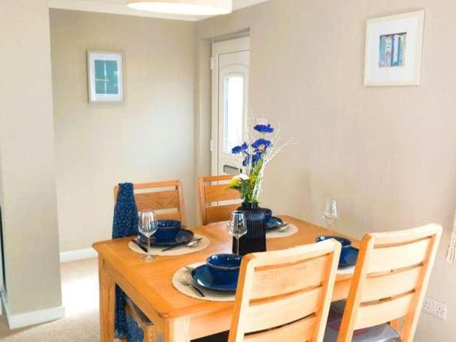 2 bed property for sale