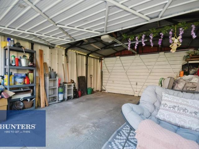2 bed property for sale