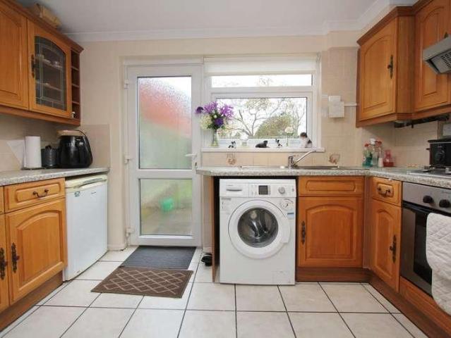 2 bed property for sale