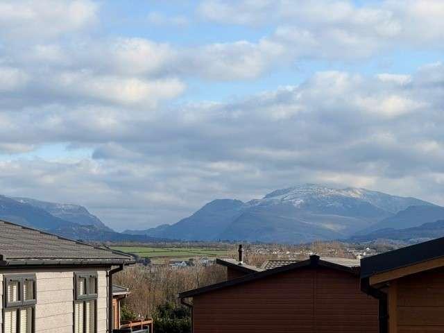 2 bed property for sale