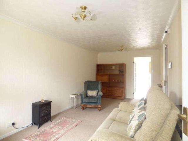 2 bed property for sale
