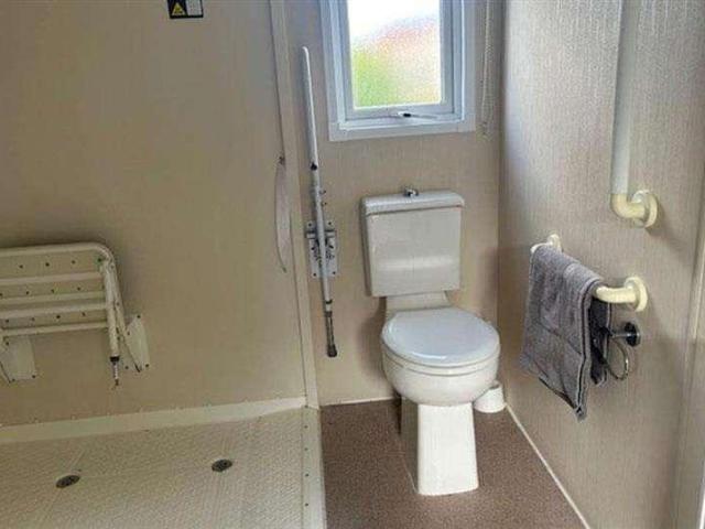2 bed property for sale