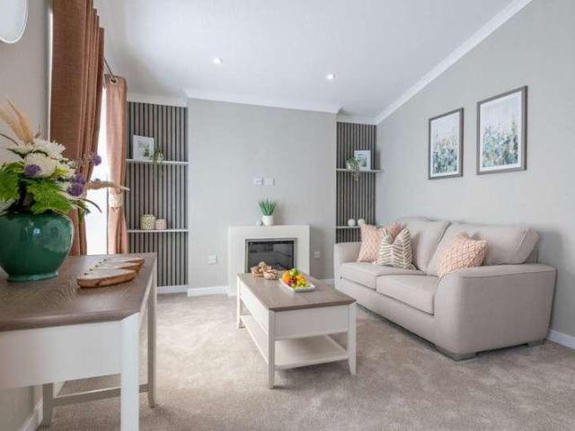 2 bed property for sale