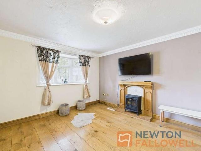 2 bed property for sale