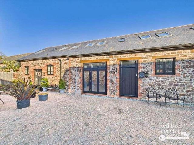 2 bed property for sale