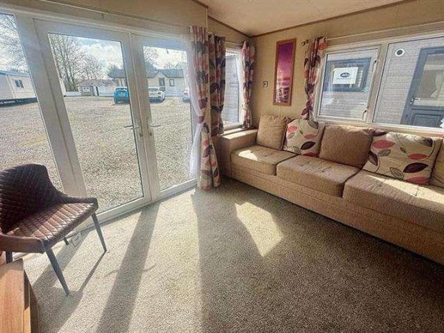 2 bed property for sale