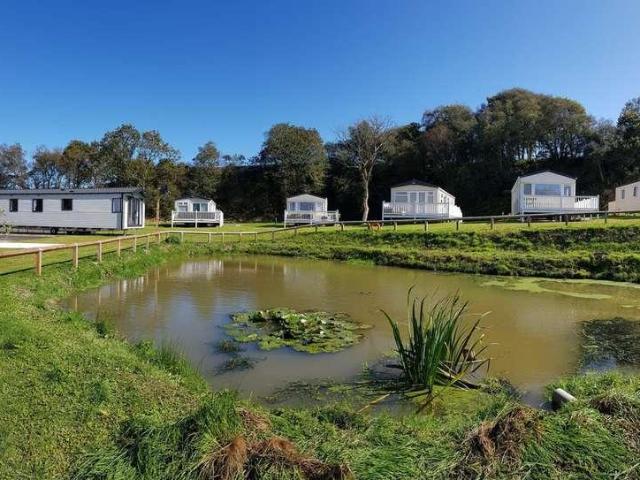 2 bed property for sale