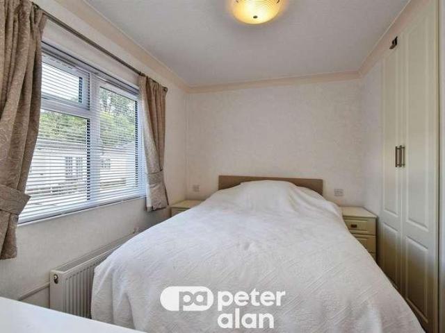 2 bed property for sale